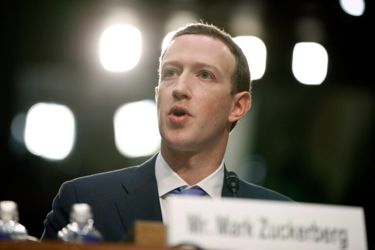 Zuckerberg says White House pressured Facebook over COVID-19 content ...