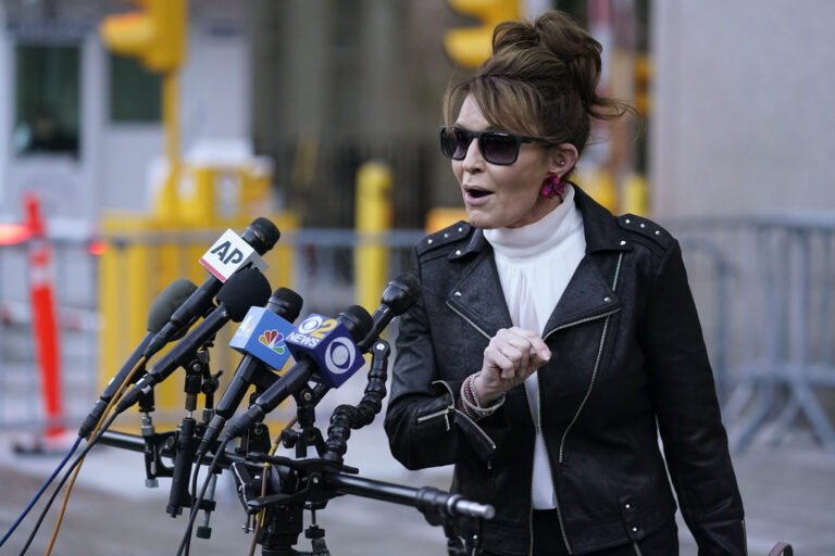 Court Revives Sarah Palins Libel Lawsuit Against New York Times The